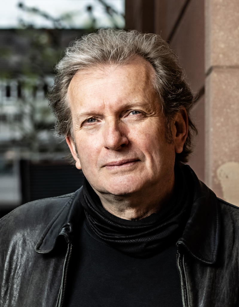 Prof. Dr. Trabert: Hier schildere ich Ihnen meine Geschichte